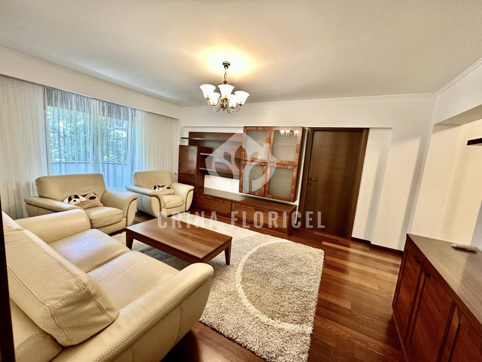 Vanzare 6 camere - Bdul Unirii - Palatul Parlamentului - crinafloricel